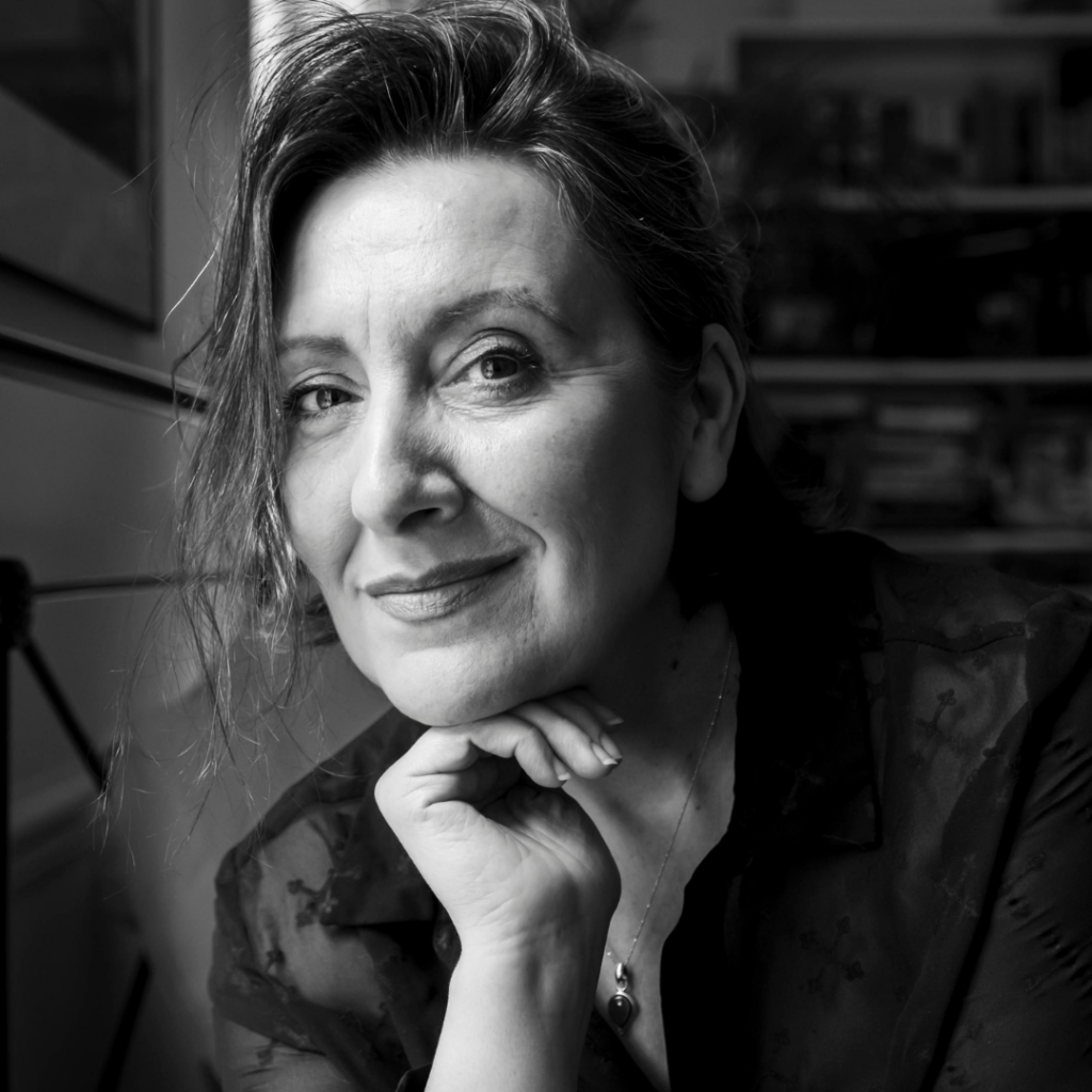 Hear from Donna-Lisa Healy - LJ Ross